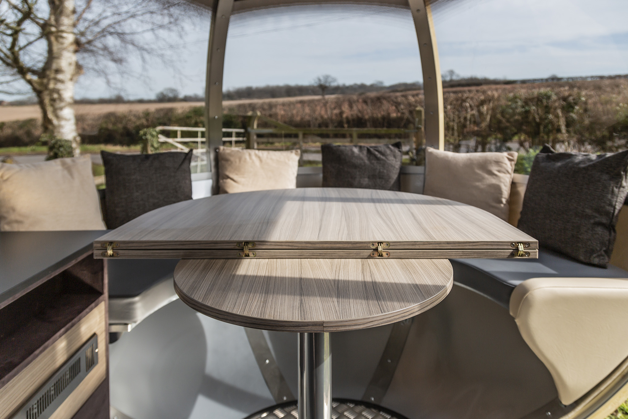 Ornate Garden Small Ovalhouse Outdoor Room Garden Pod