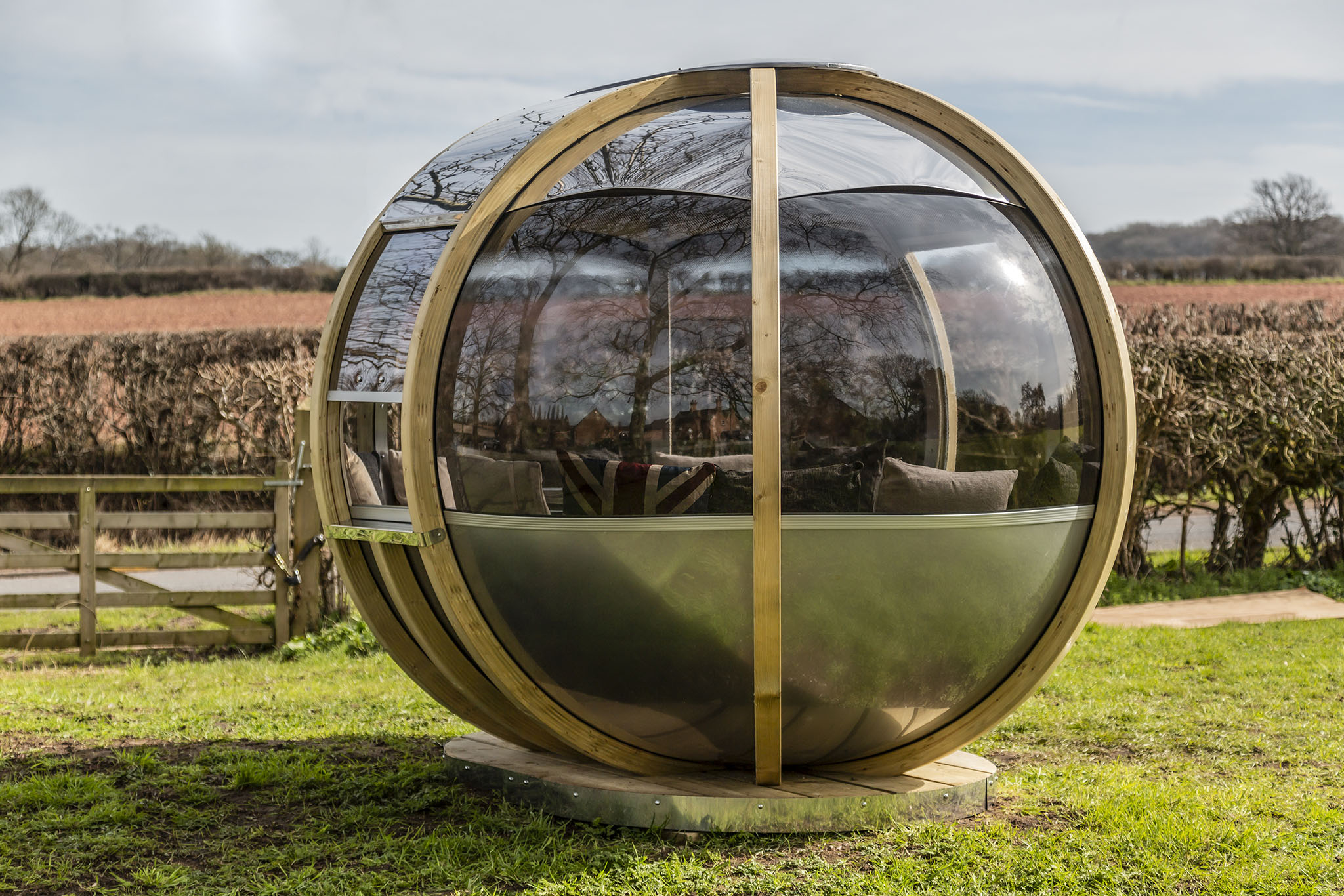 Ornate Garden Small Ovalhouse Outdoor Room Garden Pod