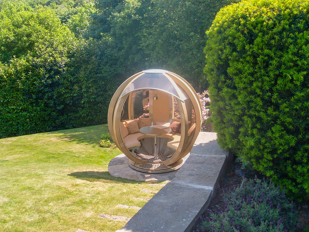 Rotating Sphere Lounger designed for comfort & versatility