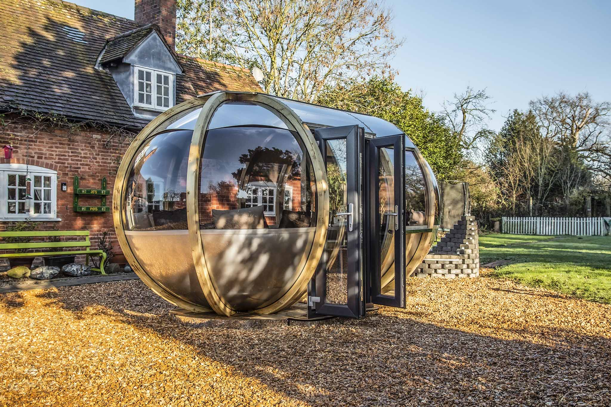 Ornate Garden Off Set Ovalhouse Outdoor Garden Pod